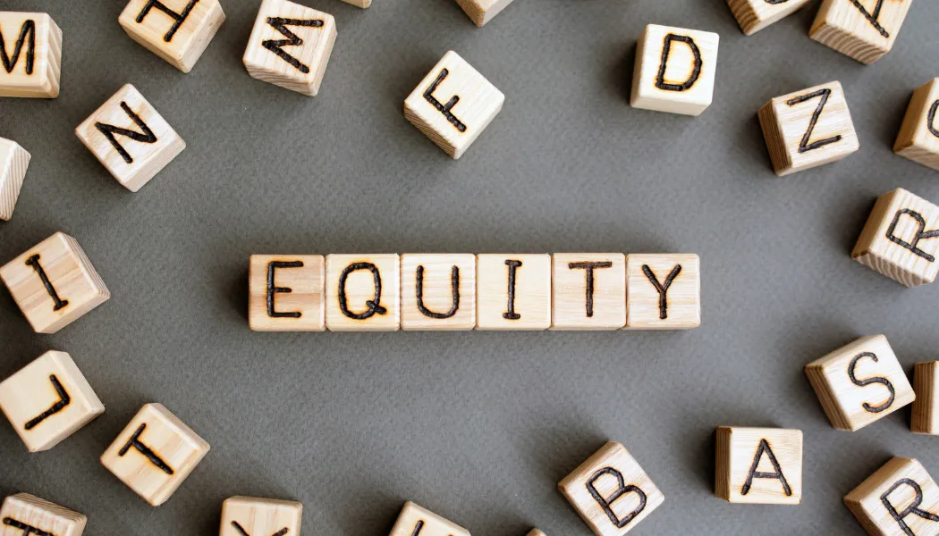 Promoting Equity and Inclusion in Municipalities with Deskless Workers